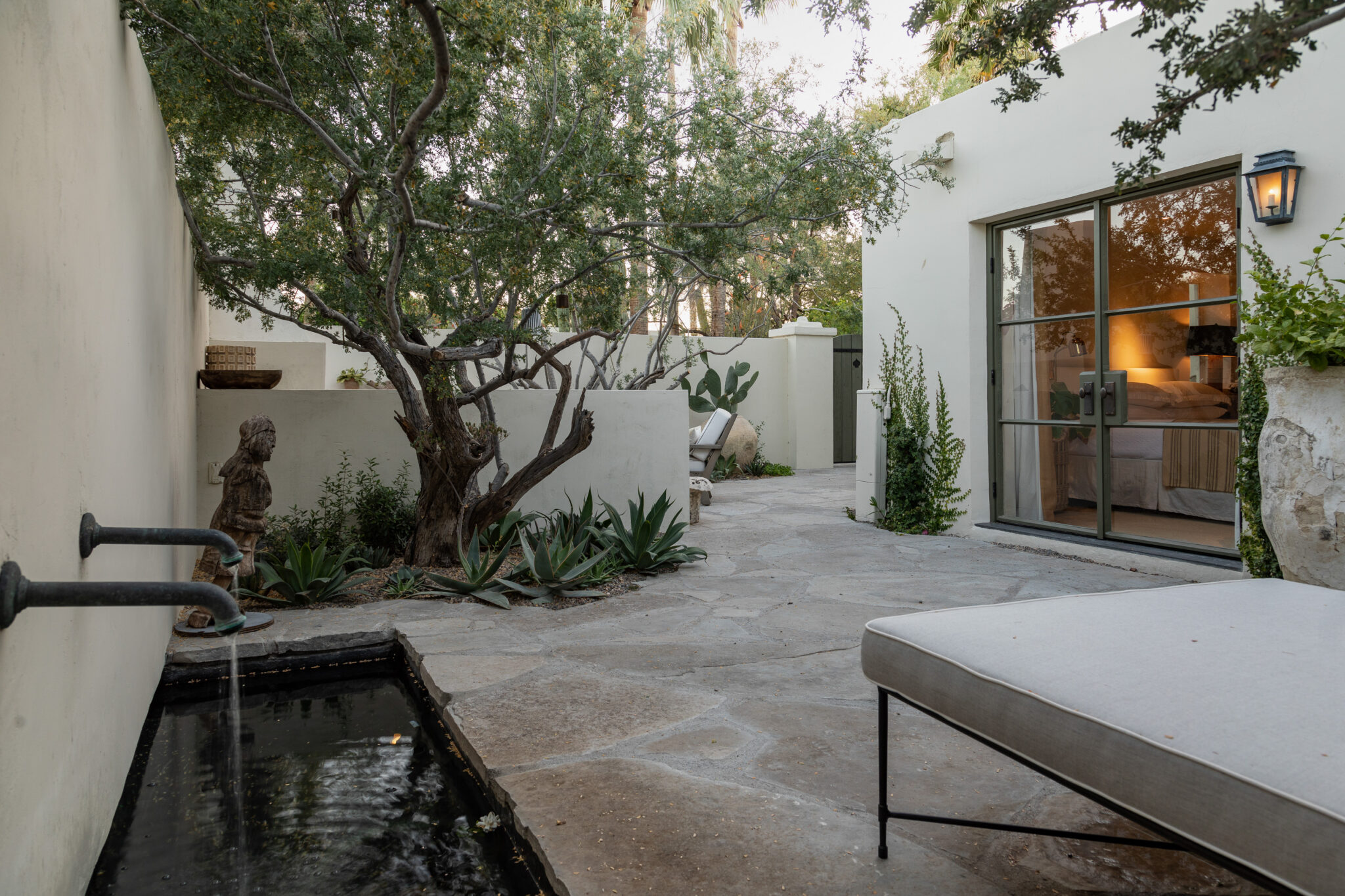 Historic Casa Blanca - Native Resources